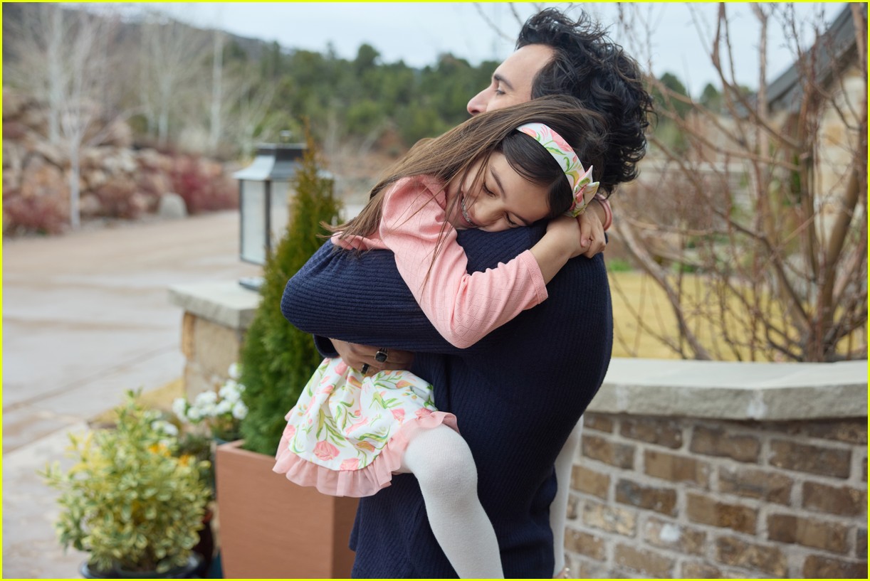 Hallmark Channel's 'Branching Out' - 'Grey's Anatomy' & 'Fuller House ...