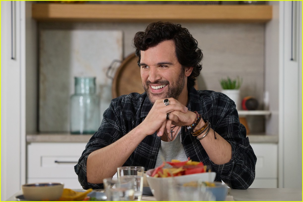 Hallmark Channel's 'Branching Out' - 'Grey's Anatomy' & 'Fuller House ...