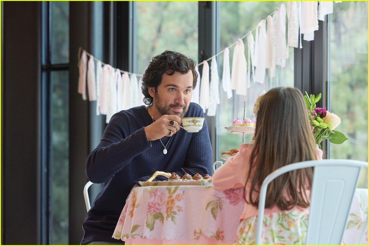 Hallmark Channel's 'Branching Out' - 'Grey's Anatomy' & 'Fuller House ...