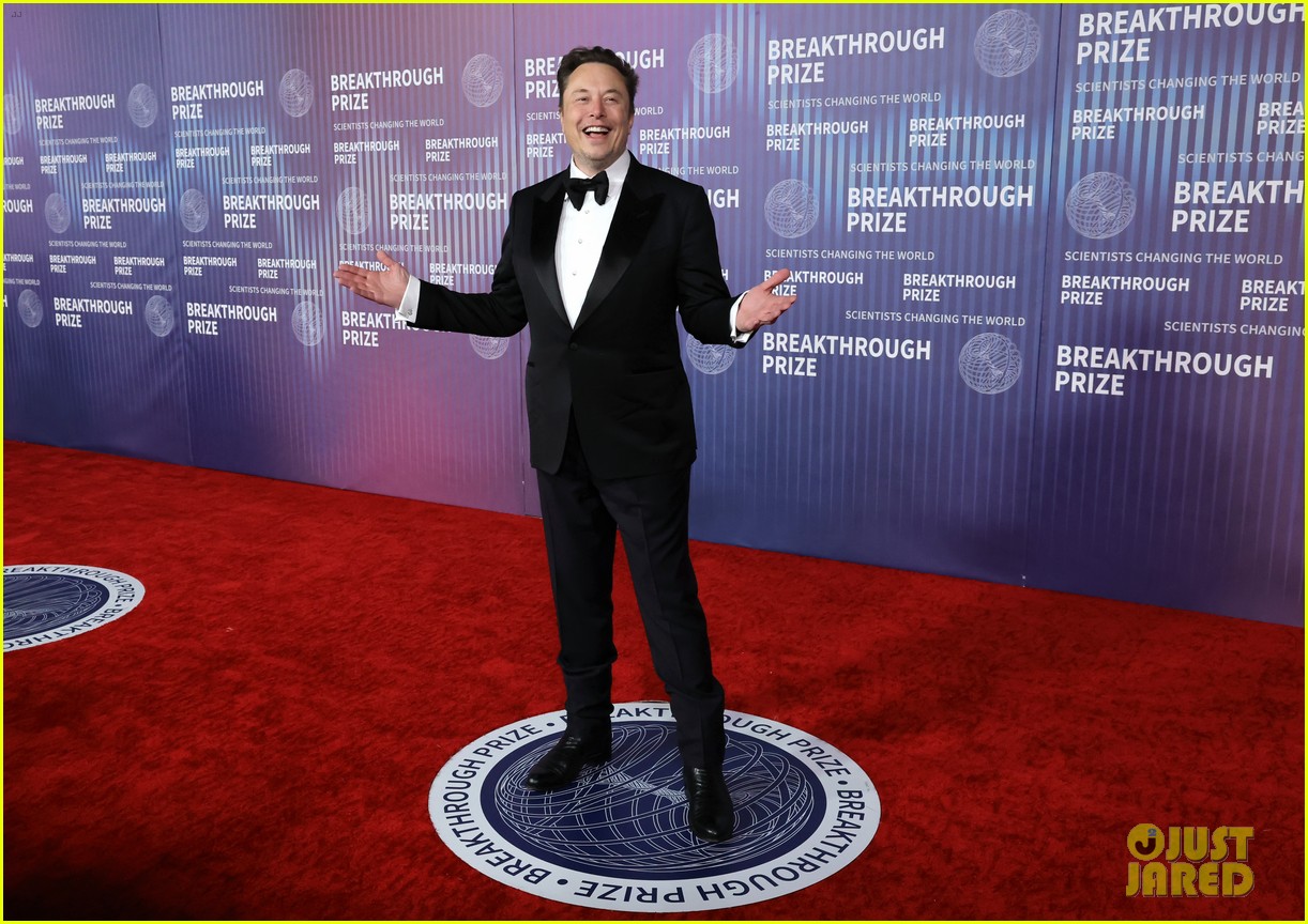 10th Breakthrough Prize Ceremony: See Photos of Every Attendee ...