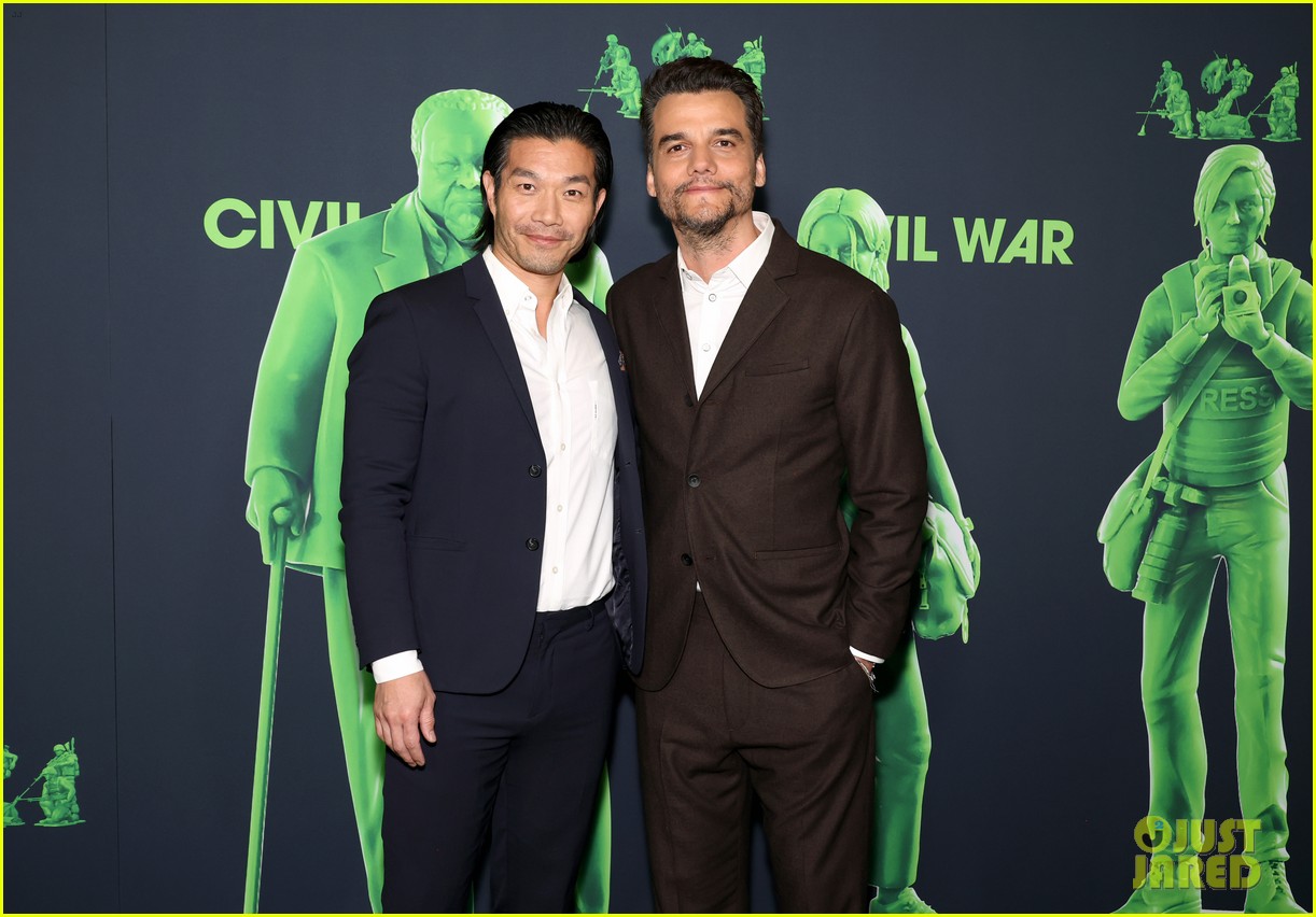 Kirsten Dunst & Jesse Plemons Join Cailee Spaeny at 'Civil War ...