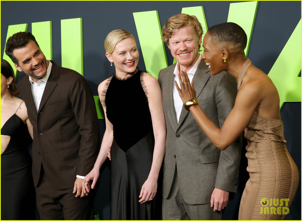 Kirsten Dunst & Jesse Plemons Join Cailee Spaeny at 'Civil War ...