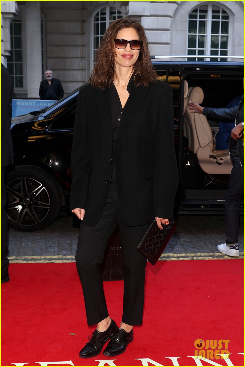 Johnny Depp & Maïwenn Attend UK Premiere of Their New Movie 'Jeanne du ...