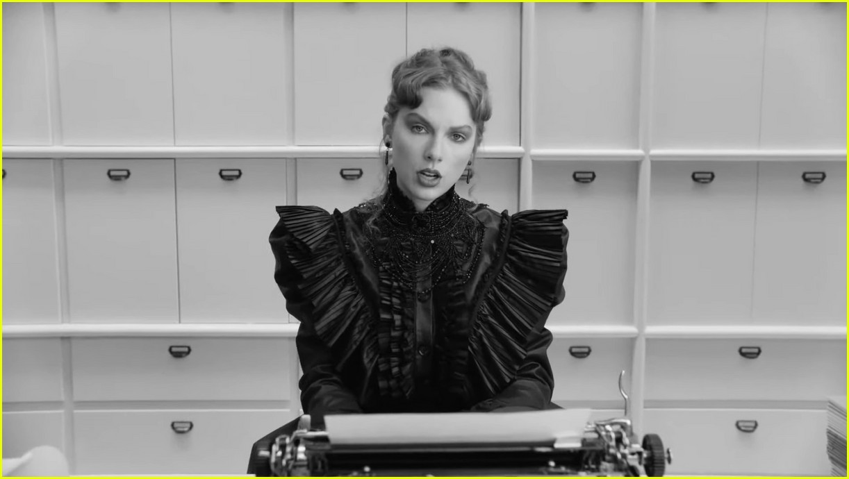 'Fortnight' Video Released: Taylor Swift & Post Malone Team Up, Plus ...