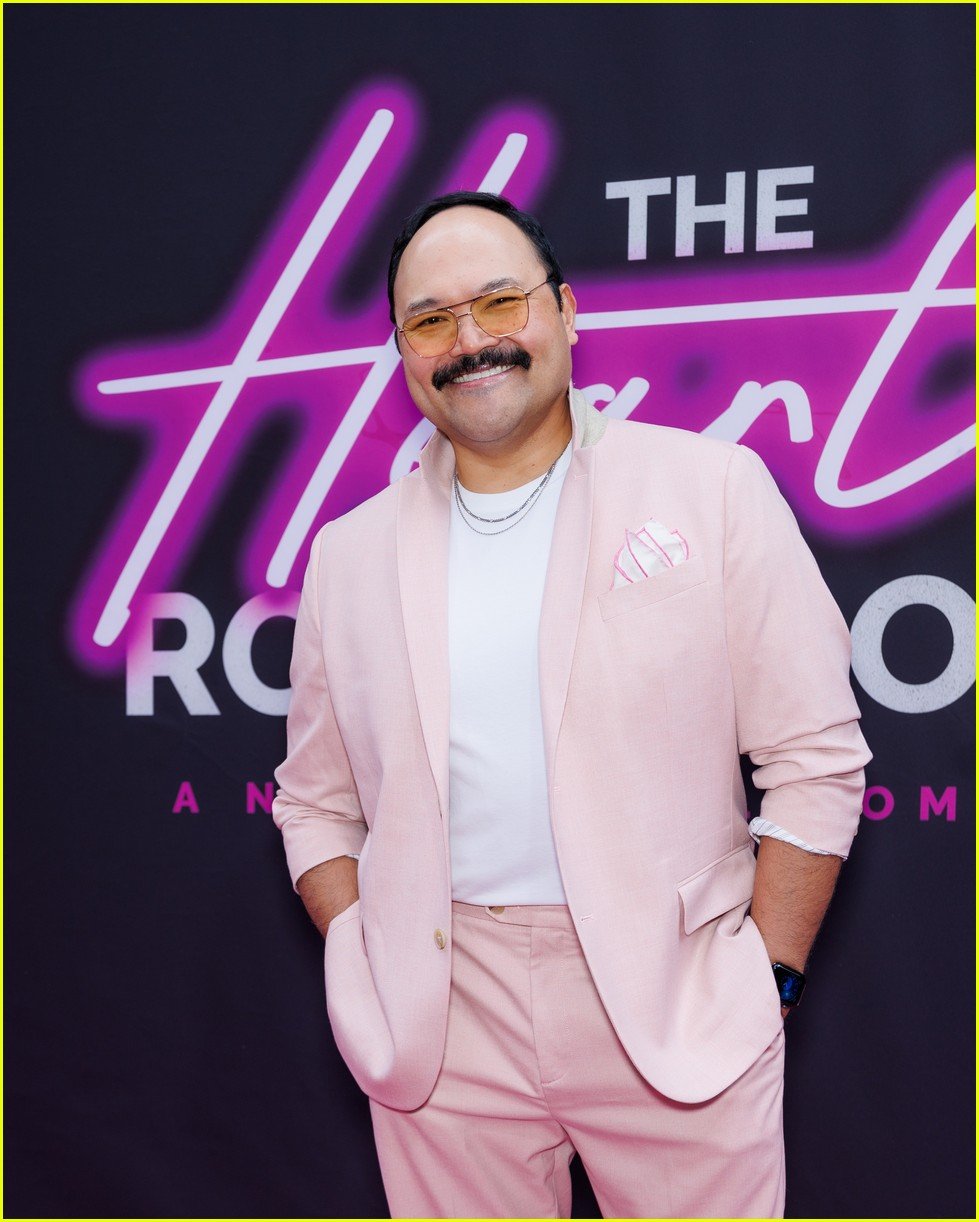 Corey Cott & McKenzie Kurtz Celebrate at Gala Performance of Broadway's ...