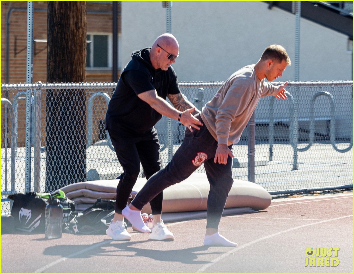 Christian McCaffrey Gets Hot & Sweaty During Outdoor Workout at L.A ...