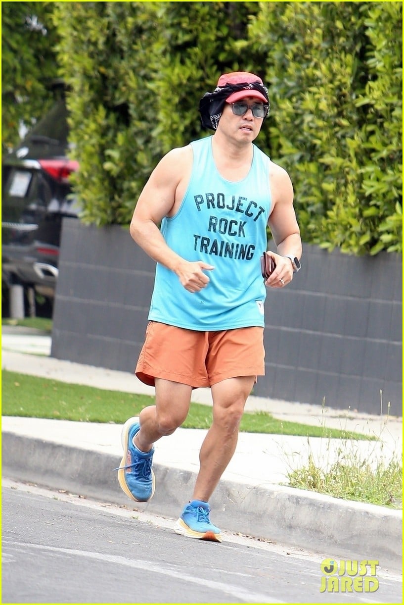 Randall Park Looks Buff While Running in Dwayne Johnson's Workout Gear ...