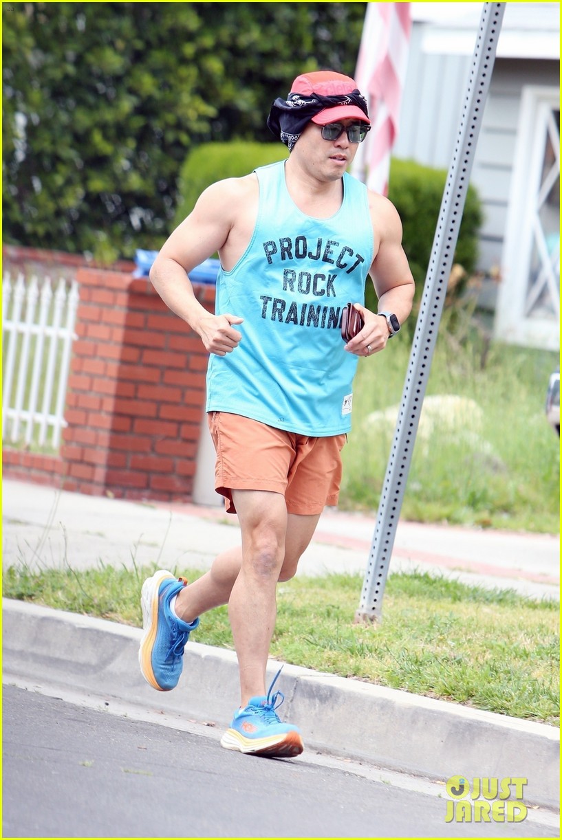Randall Park Looks Buff While Running in Dwayne Johnson's Workout Gear ...