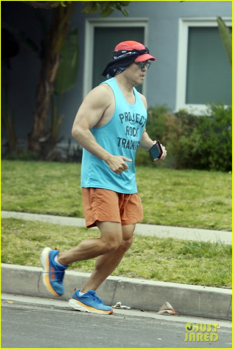 Randall Park Looks Buff While Running in Dwayne Johnson's Workout Gear ...