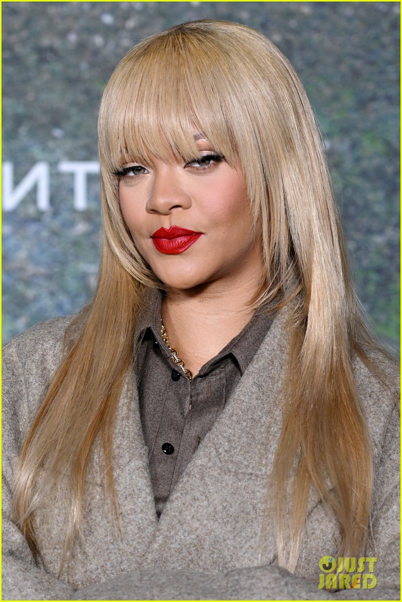 Rihanna Rocks Red Lip & Bangs For Fenty x Puma Launch Event In London ...