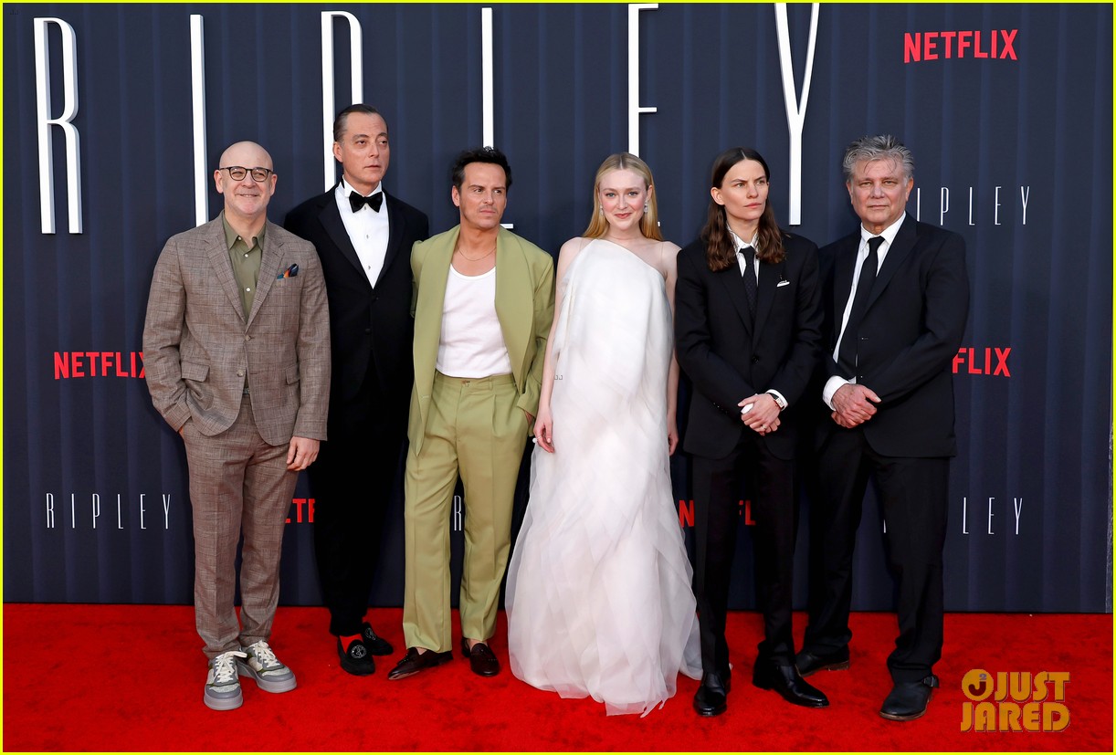 Andrew Scott & Dakota Fanning Dress to Impress for 'Ripley' Premiere in ...