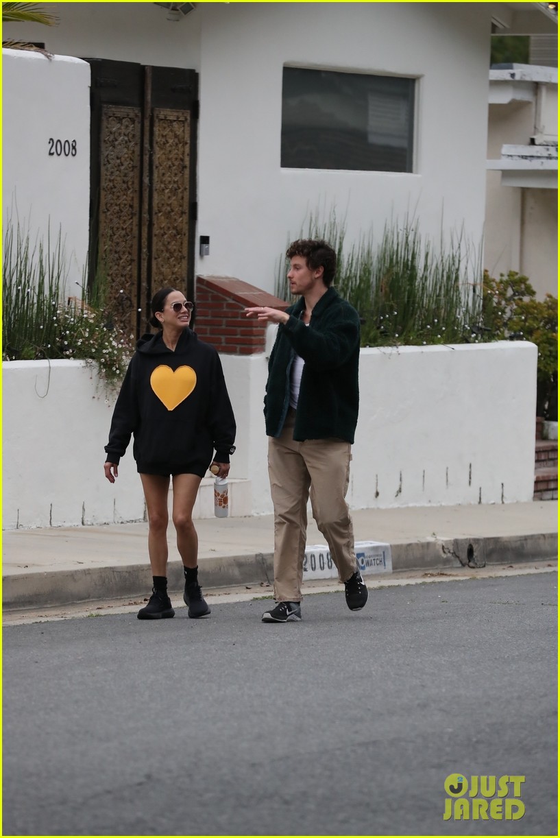 Shawn Mendes Spotted with Dr. Jocelyne Miranda for First Time in Months ...