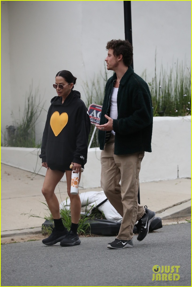 Shawn Mendes Spotted with Dr. Jocelyne Miranda for First Time in Months ...