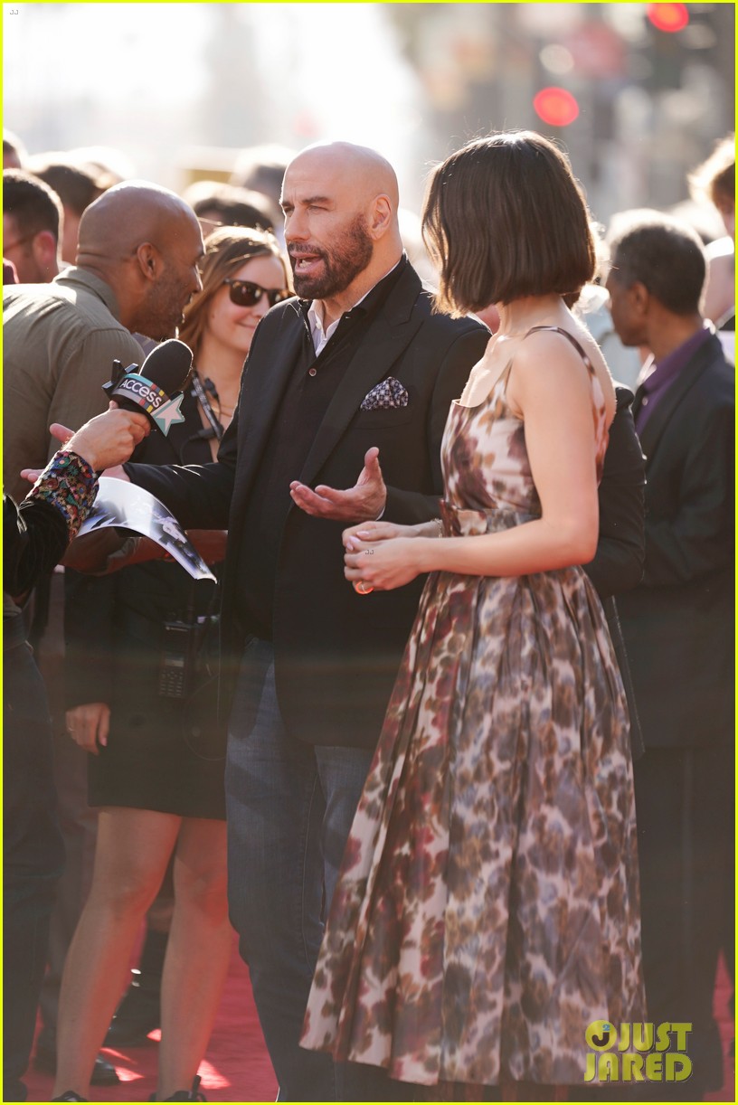 John Travolta & Daughter Ella Make Rare Appearance Together at 'Pulp ...