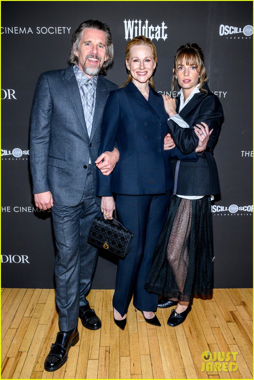 Ethan Hawke & Daughter Maya Are Joined by Laura Linney at 'Wildcat ...