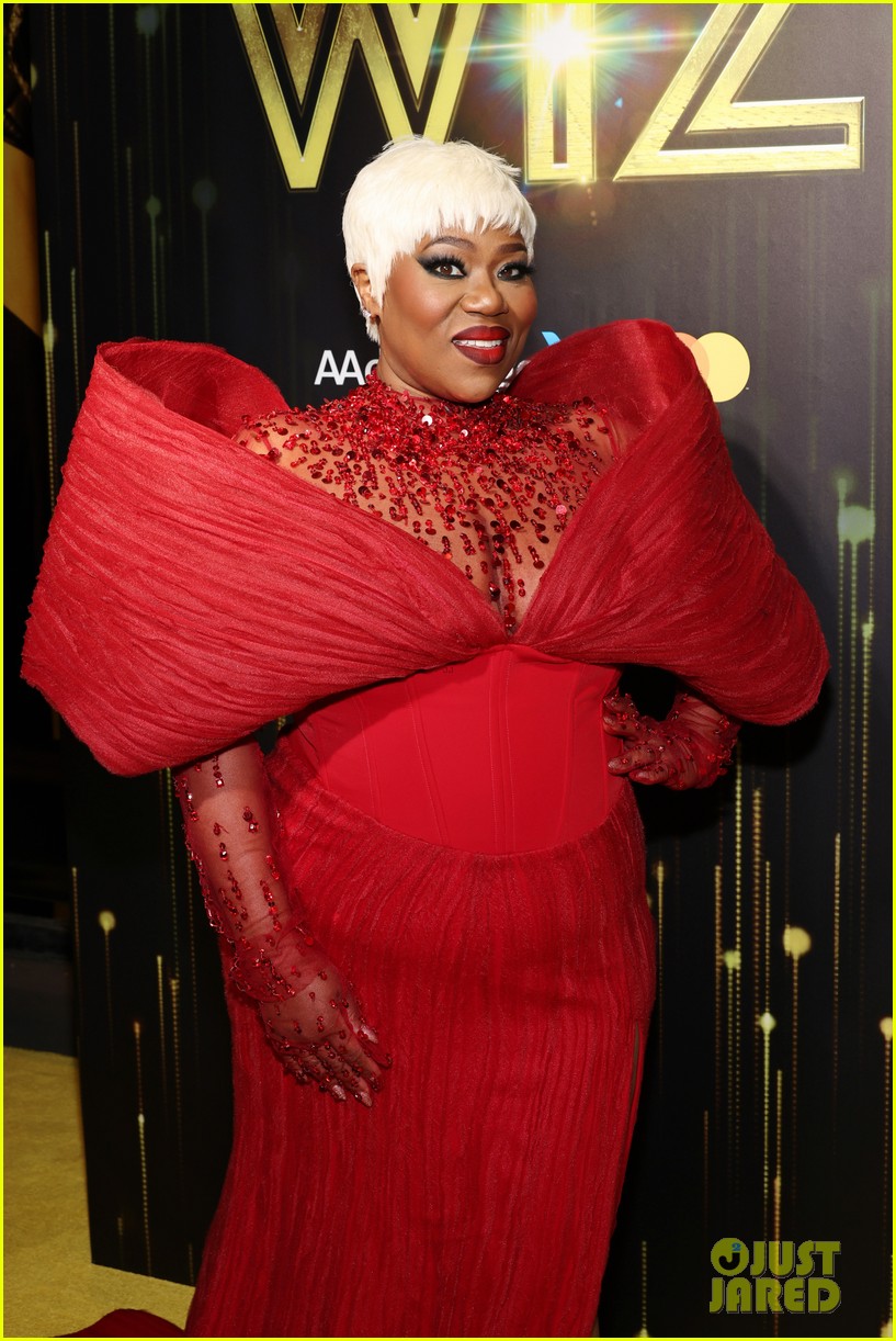 Nichelle Lewis Makes Broadway Debut in 'The Wiz,' Gets Support from Big ...