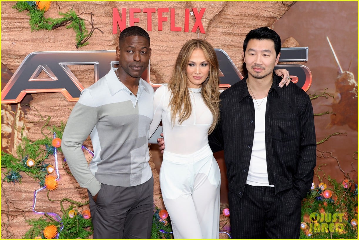 Jennifer Lopez, Sterling K. Brown, & Simu Liu Hit the Red Carpet at ...