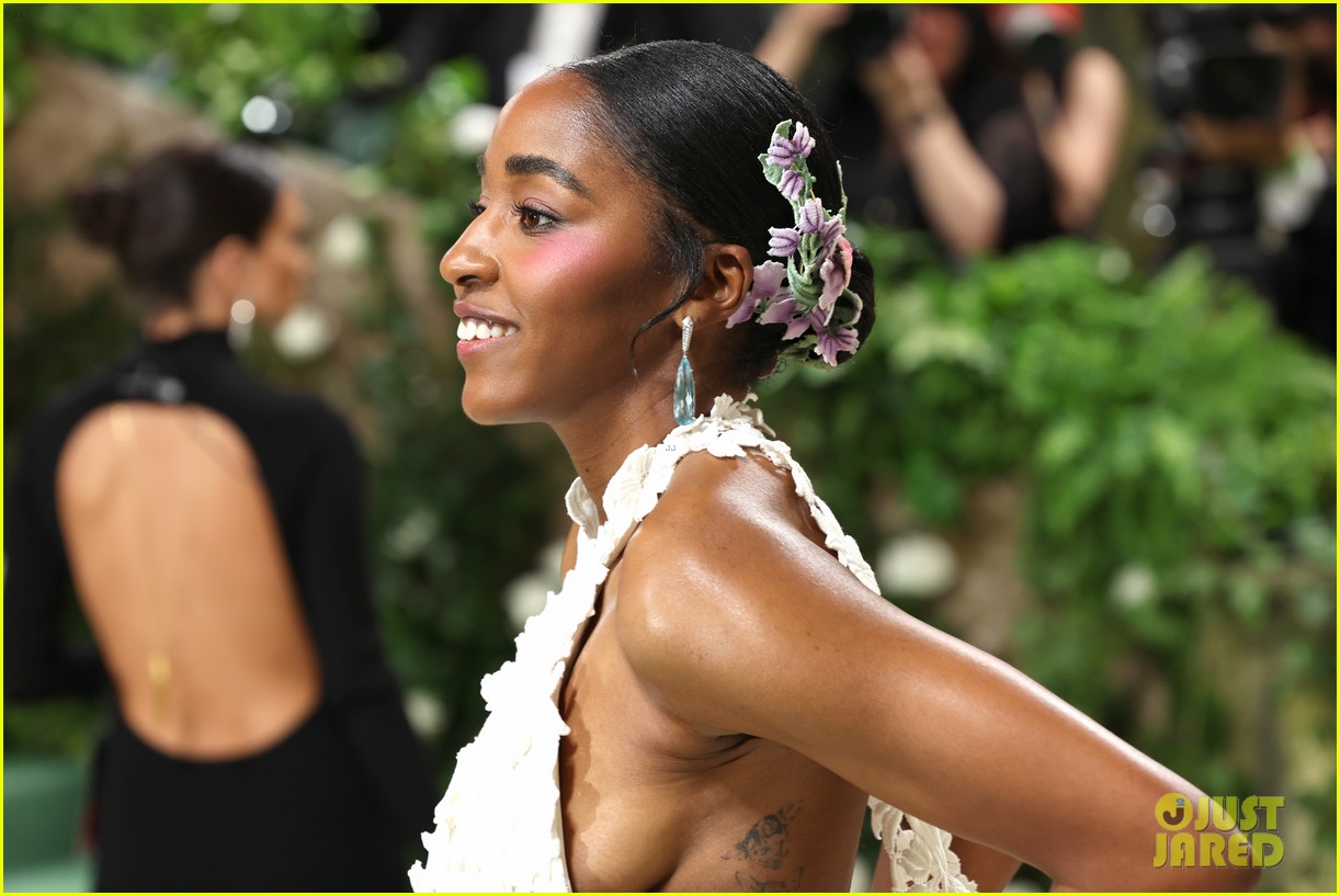 Ayo Edebiri Goes Pretty in Florals for Met Gala Debut!: Photo 5037494 ...