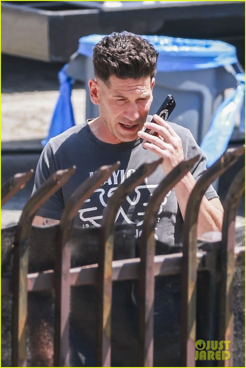 Ben Affleck & Jon Bernthal Spend the Day Filming 'The Accountant 2' in ...