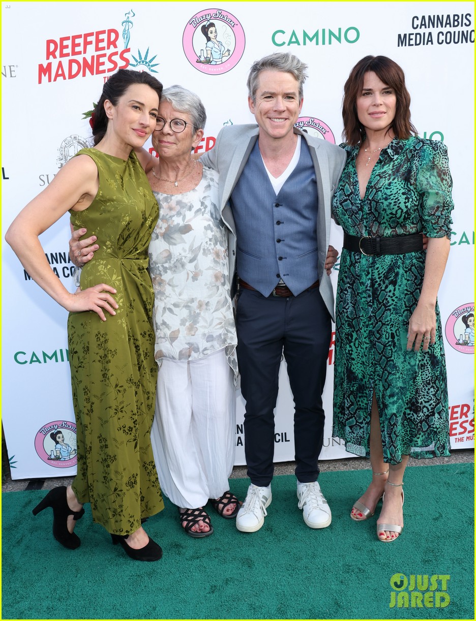 Neve Campbell & Brother Christian Make Rare Appearance Together at ...