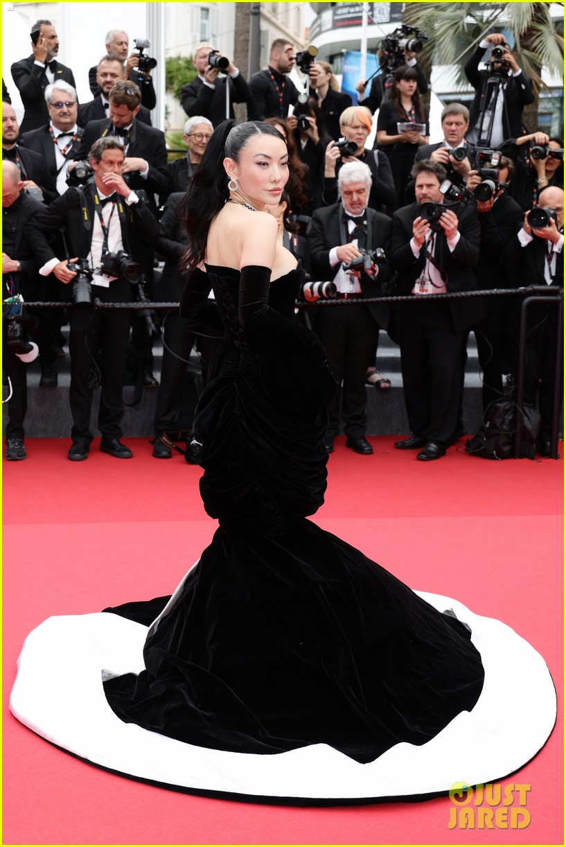 Cate Blanchett, Greta Gerwig, Top Models, & More Stars Attend Monday's ...