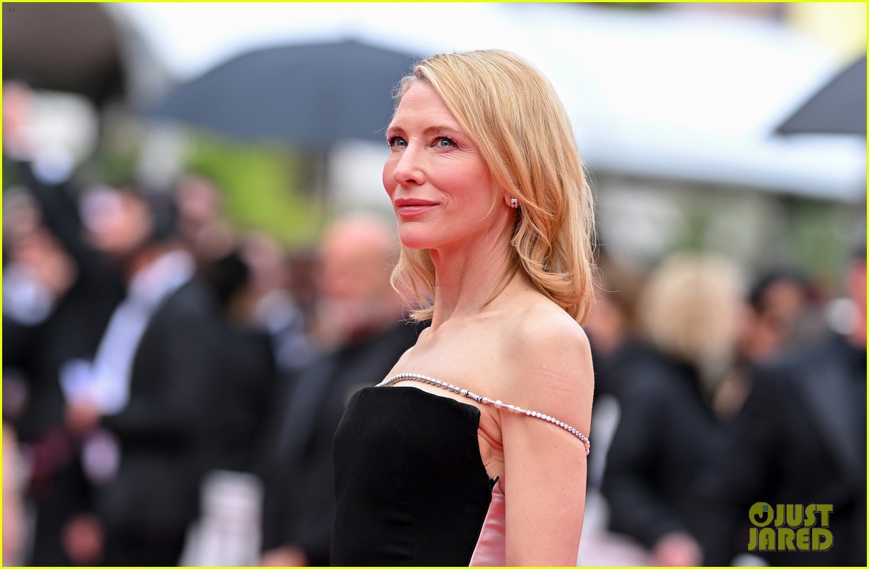 Cate Blanchett, Greta Gerwig, Top Models, & More Stars Attend Monday's ...