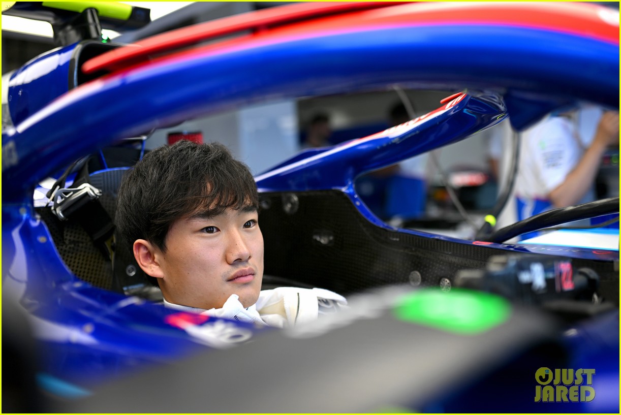 Formula 1's Daniel Ricciardo & Yuki Tsunoda Unveil Colorful New RB Car ...