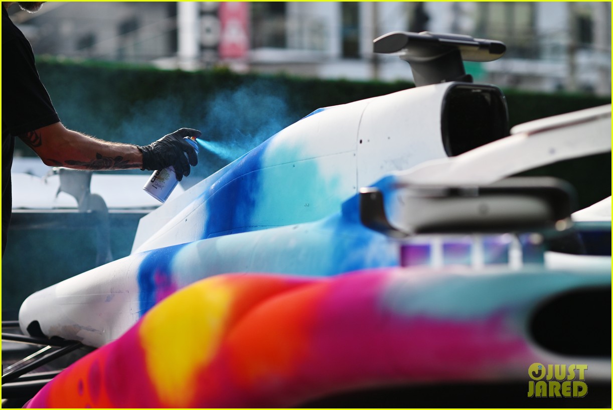 Formula 1's Daniel Ricciardo & Yuki Tsunoda Unveil Colorful New RB Car ...