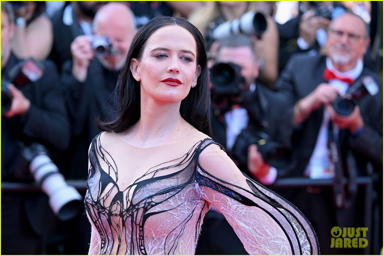 Demi Moore Attends Cannes Film Festival for First Time in 27 Years for ...