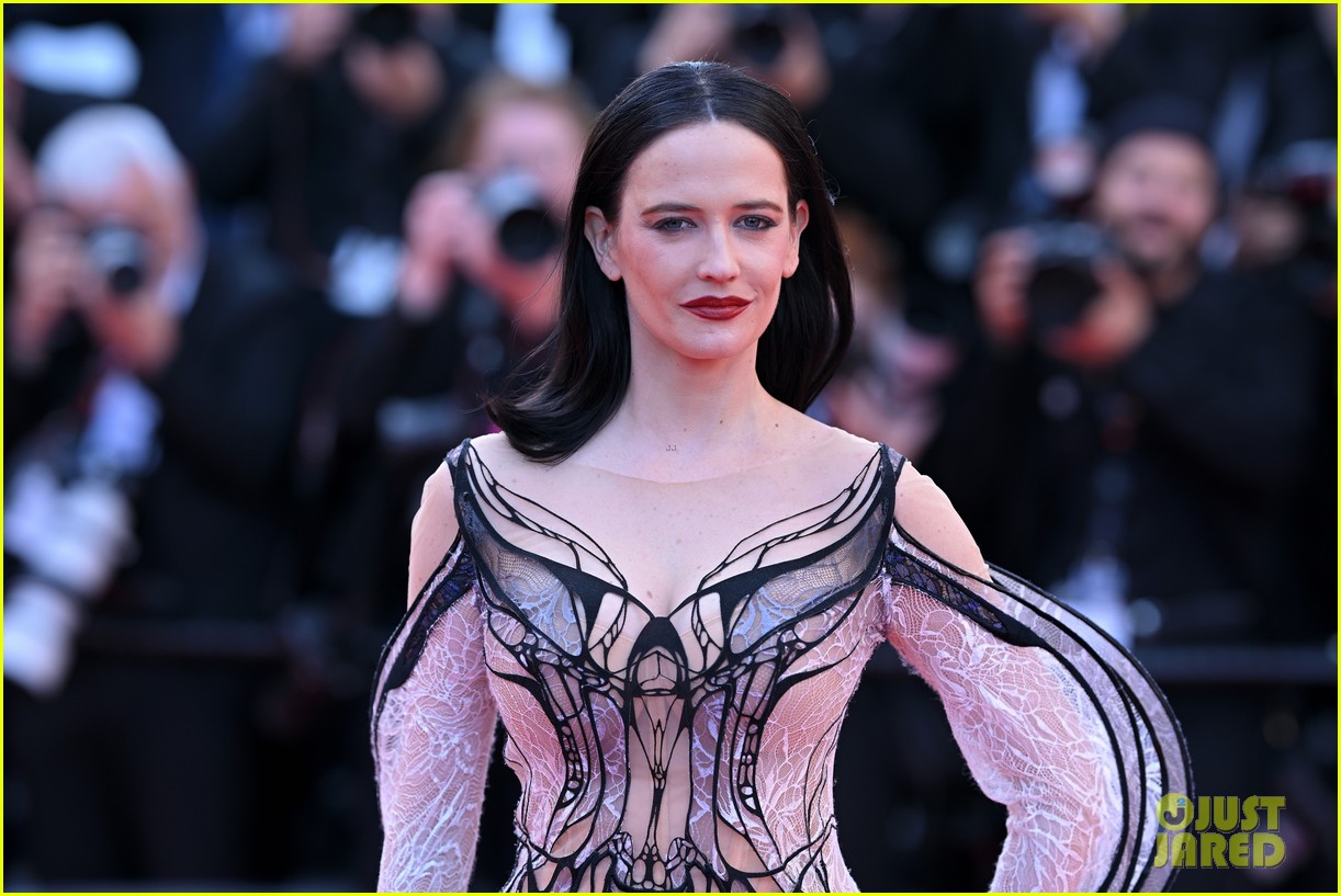 Demi Moore Attends Cannes Film Festival for First Time in 27 Years for ...