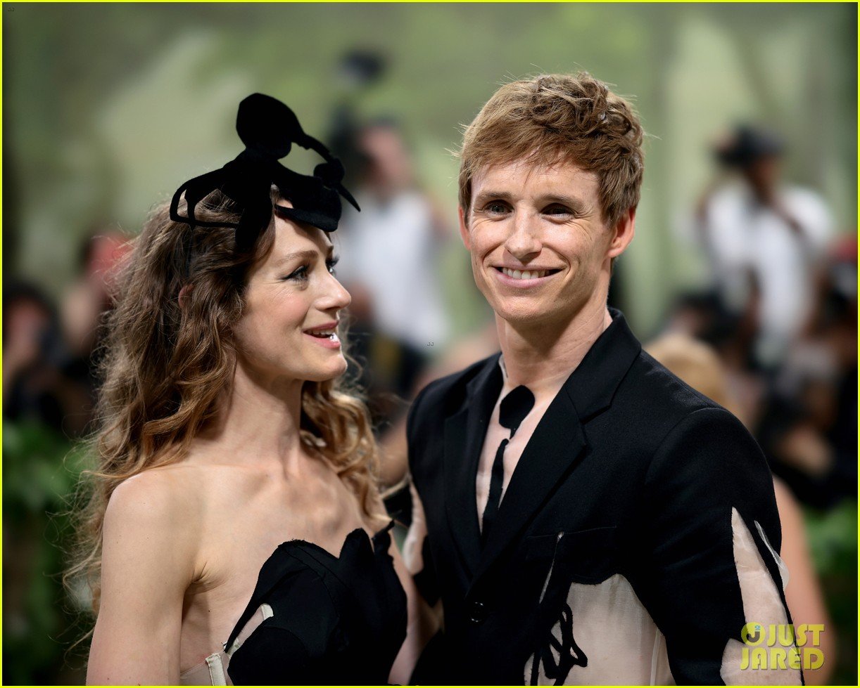 Eddie Redmayne & Wife Hannah Wear Matching Looks at Met Gala 2024 ...