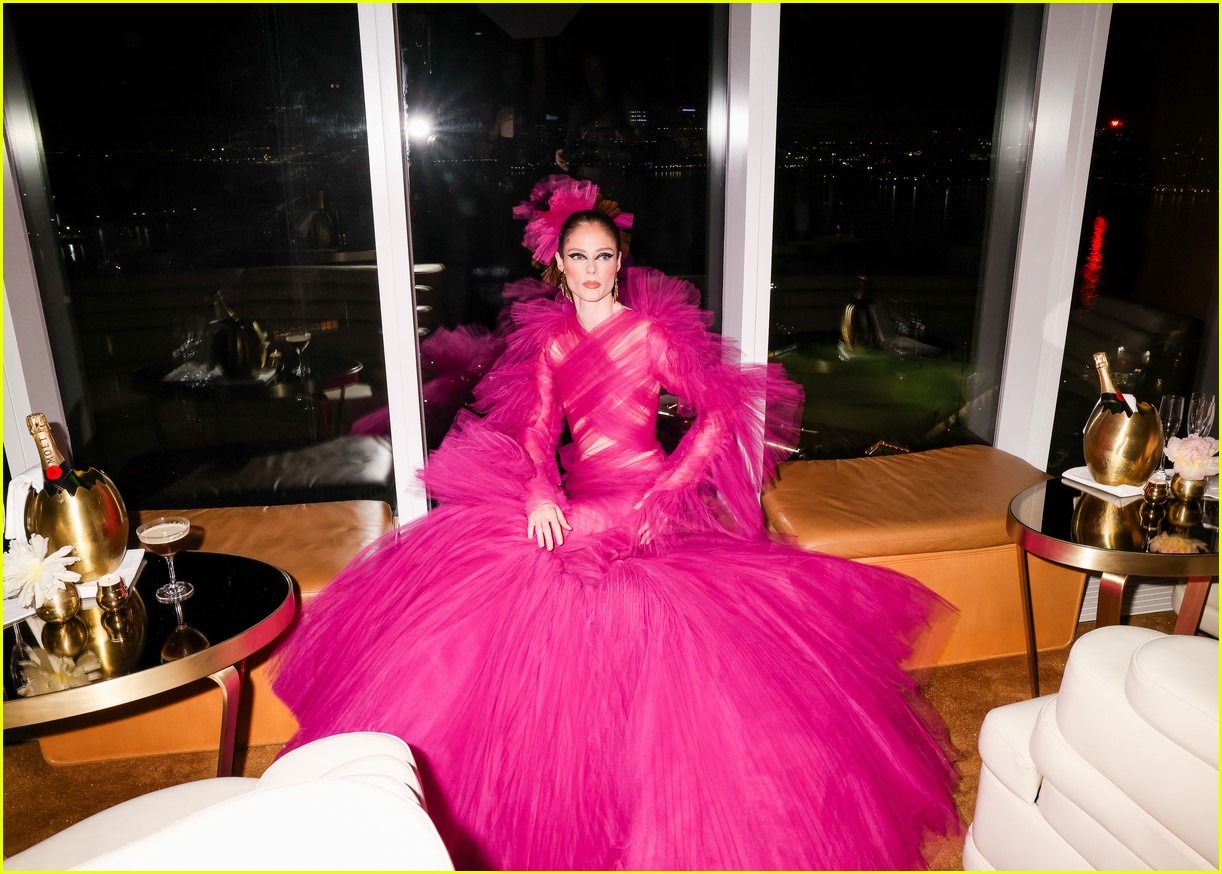 Inside FKA twigs' Met Gala After Party: See Photos of Her Dancing the ...