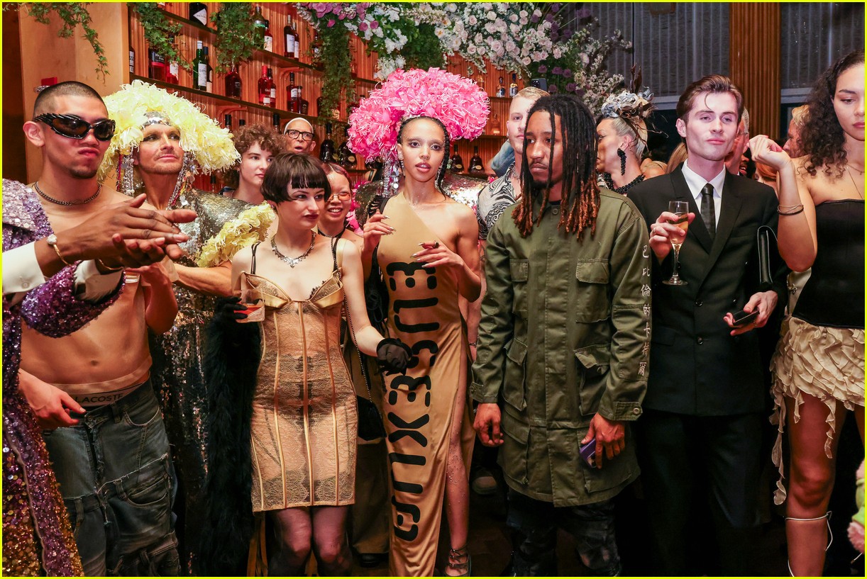 Inside FKA twigs' Met Gala After Party: See Photos of Her Dancing the ...