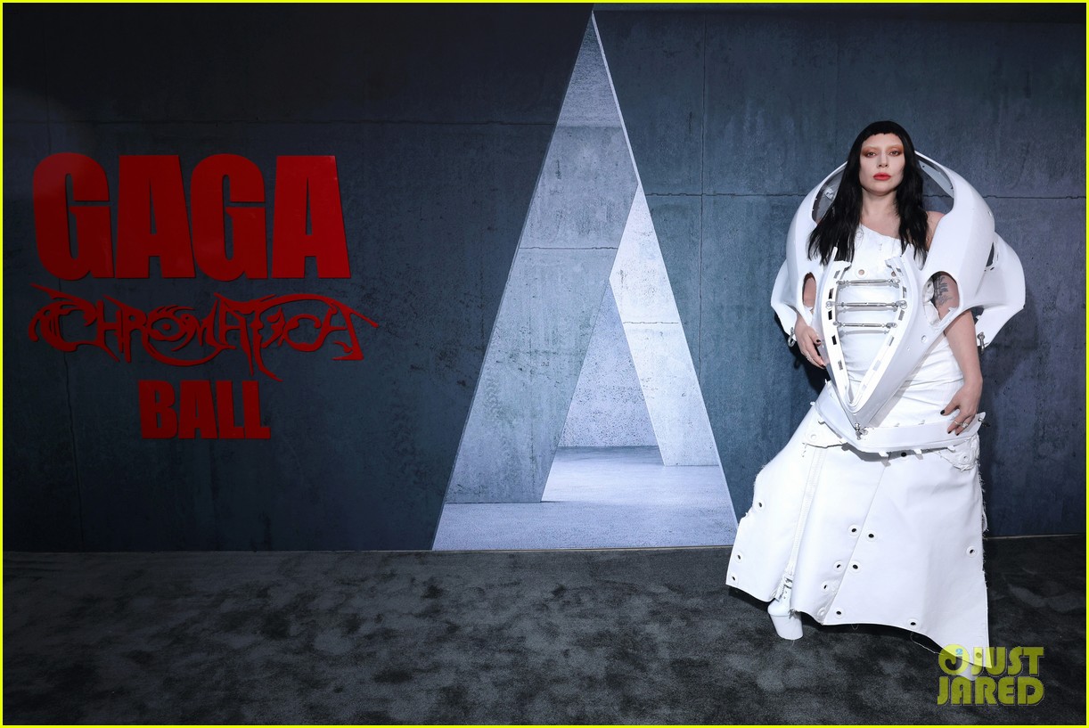 Lady Gaga Looks Out of This World in Outfit Made of Car Parts at 'Gaga ...