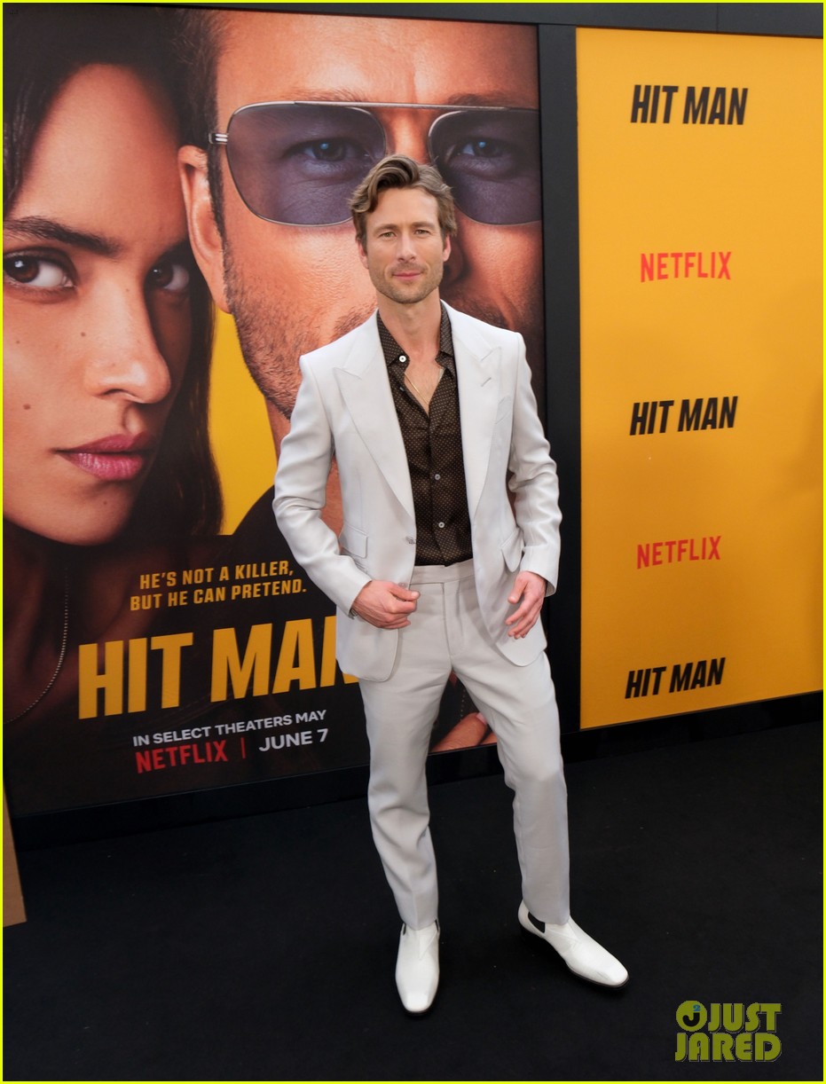 Glen Powell is Inducted Into Texas Film Hall of Fame at 'Hit Man ...