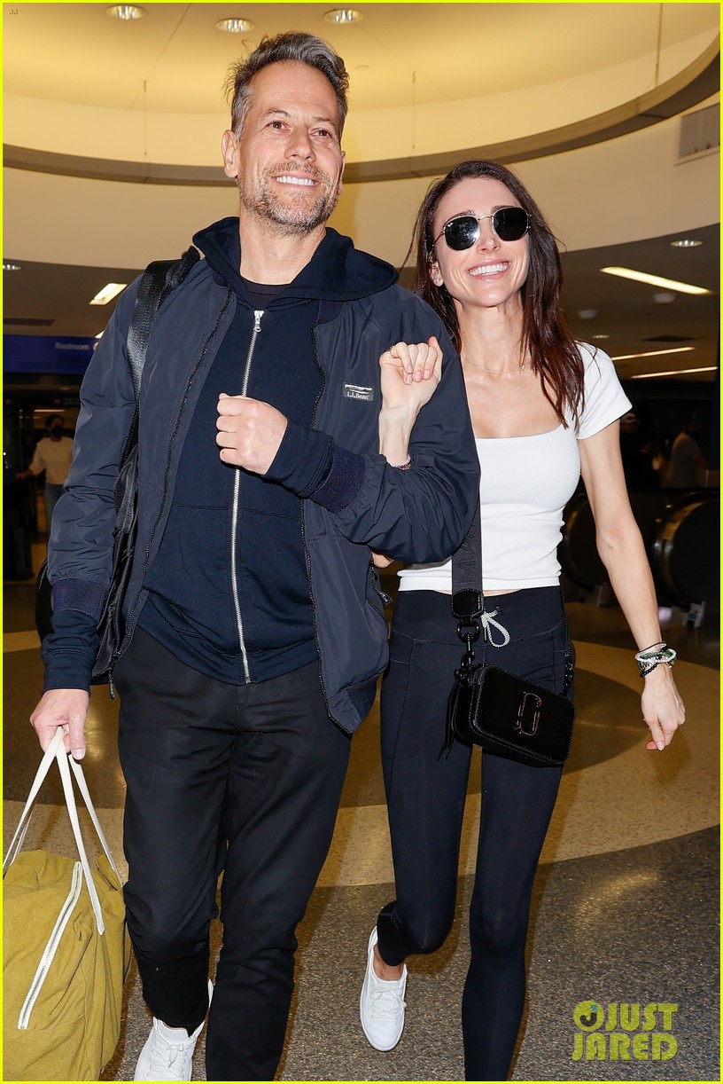 Ioan Gruffudd & Fiancée Bianca Wallace Arrive Back in L.A. After ...