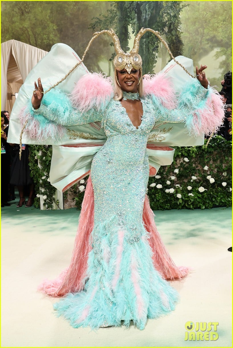 Tony Winner J Harrison Ghee Wears Giant Feathered Bow at Met Gala 2024 ...