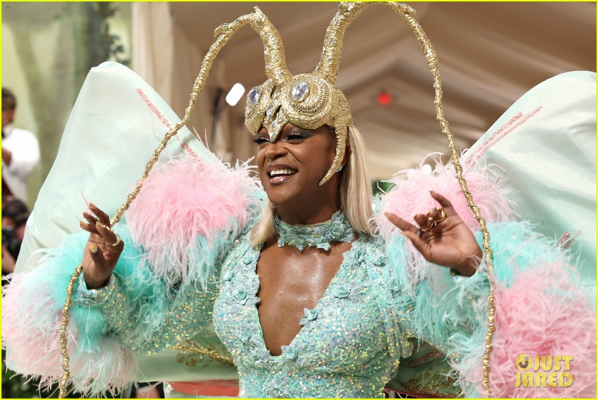 Tony Winner J Harrison Ghee Wears Giant Feathered Bow at Met Gala 2024 ...