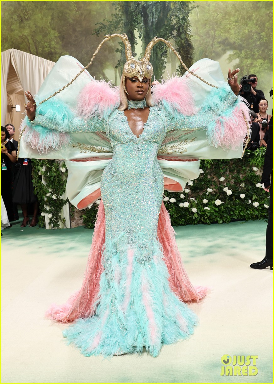 Tony Winner J Harrison Ghee Wears Giant Feathered Bow at Met Gala 2024 ...