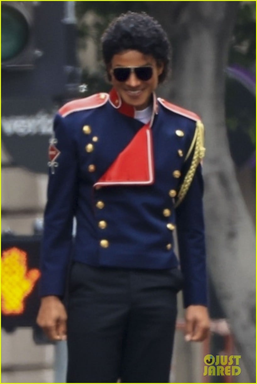 Jaafar Jackson Embodies Uncle Michael Jackson, Climbs On Top of Car ...