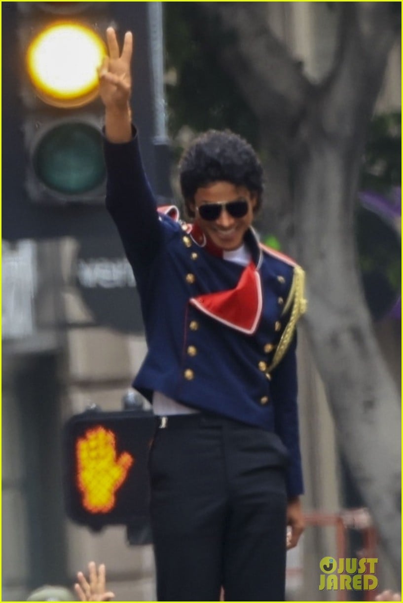 Jaafar Jackson Embodies Uncle Michael Jackson, Climbs On Top of Car ...