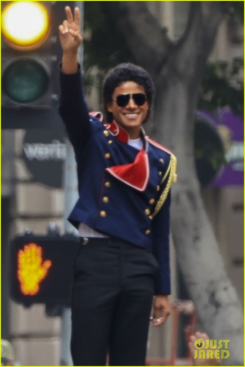 Jaafar Jackson Embodies Uncle Michael Jackson, Climbs On Top of Car ...