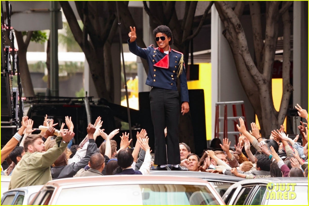 Jaafar Jackson Embodies Uncle Michael Jackson, Climbs On Top of Car ...