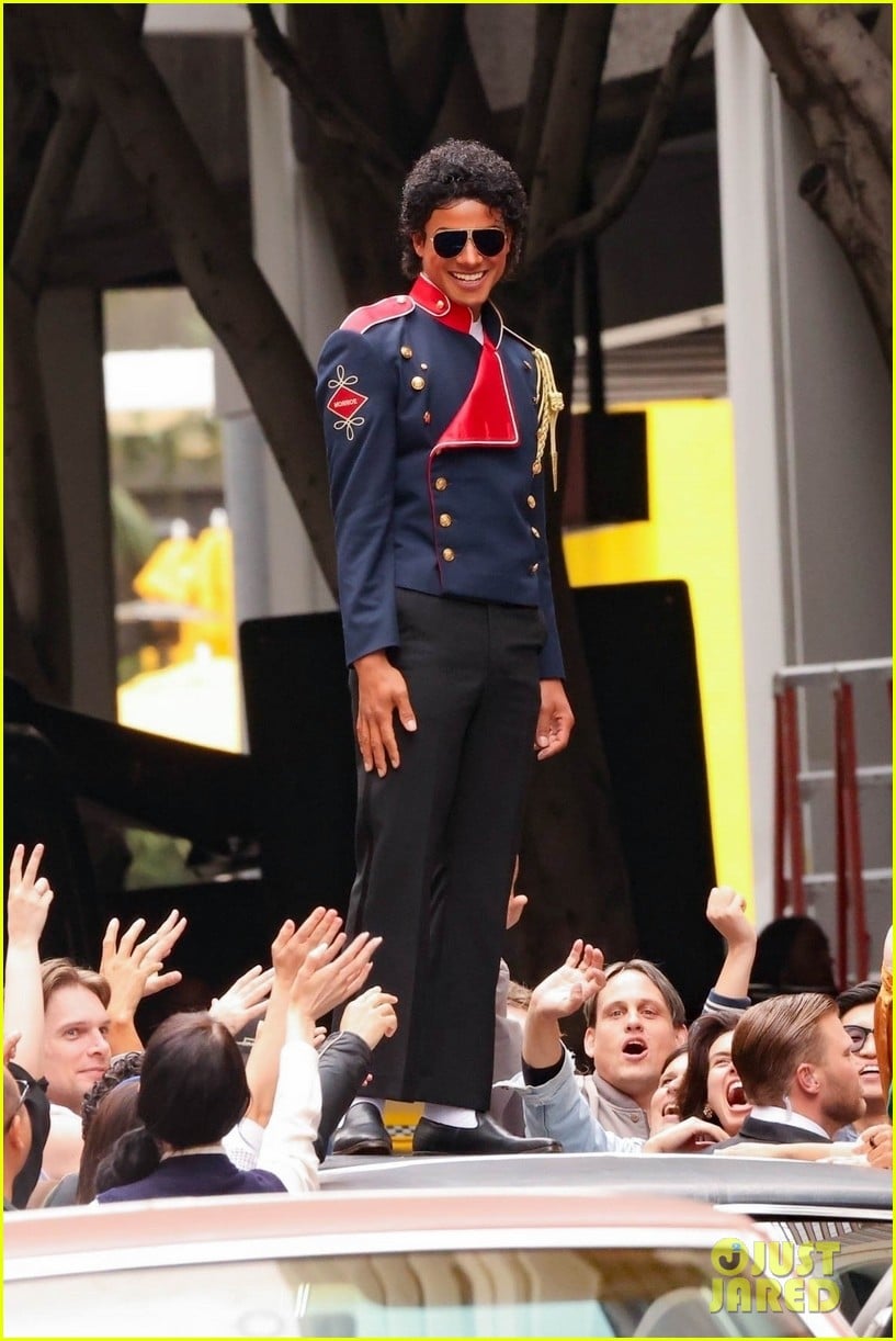 Jaafar Jackson Embodies Uncle Michael Jackson, Climbs On Top of Car ...