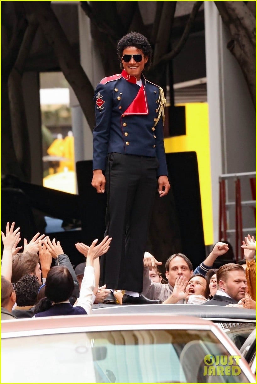 Jaafar Jackson Embodies Uncle Michael Jackson, Climbs On Top of Car ...