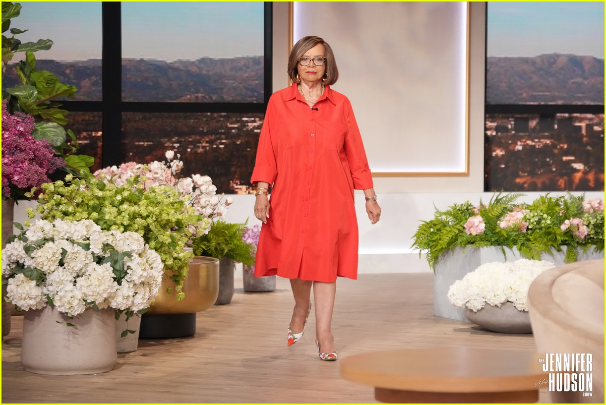 Jennifer Hudson Interviews Boyfriend Common's Mom, Who Explained Why ...