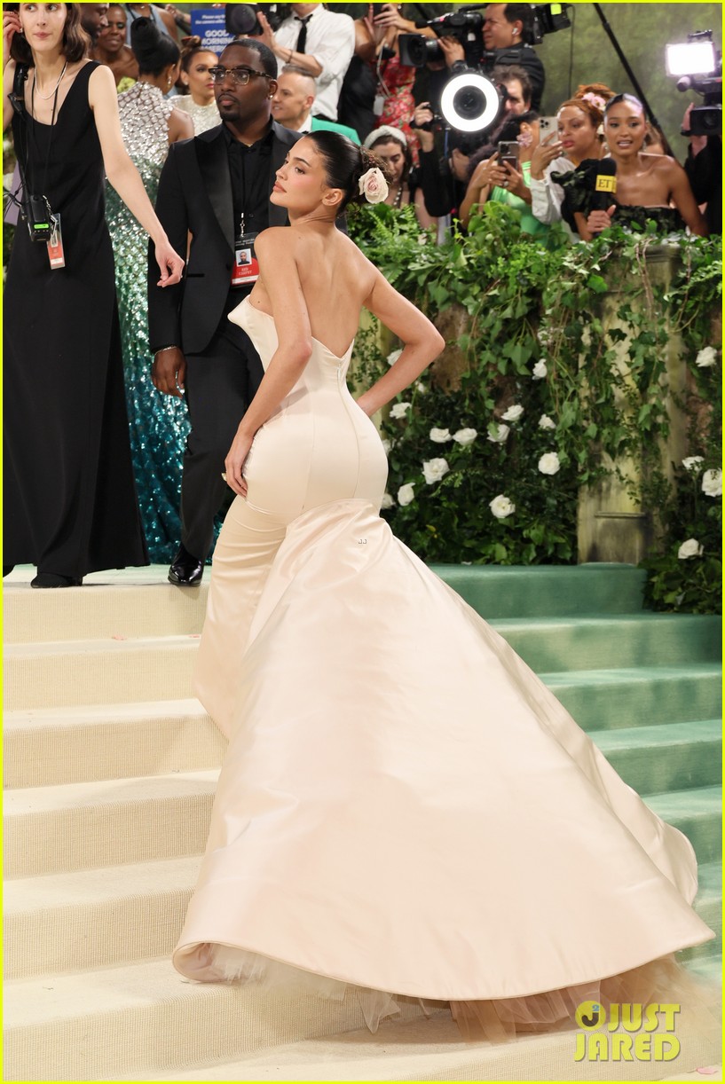Kardashian-Jenner Family Met Gala 2024 Outfits Ranked from Worst to Best Dressed: Photo 5038378 ...