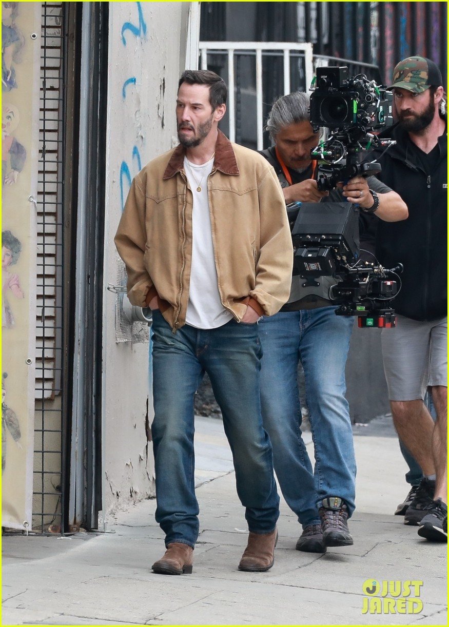 Keanu Reeves Spotted Filming New Movie 'Outcome' with Director Jonah ...