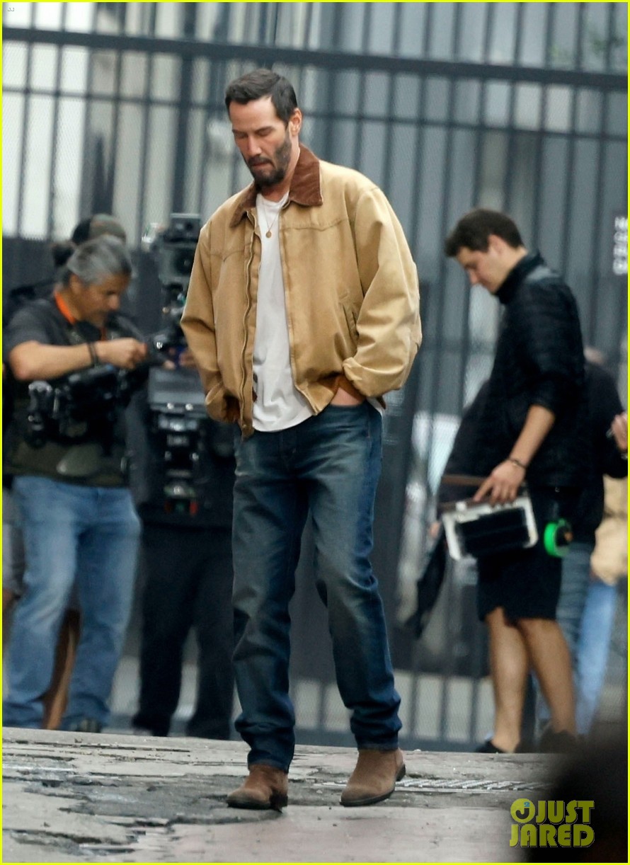 Keanu Reeves Spotted Filming New Movie 'Outcome' with Director Jonah ...