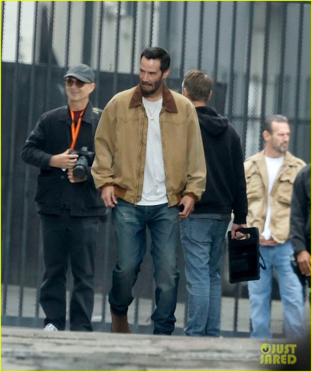 Keanu Reeves Spotted Filming New Movie 'Outcome' with Director Jonah ...